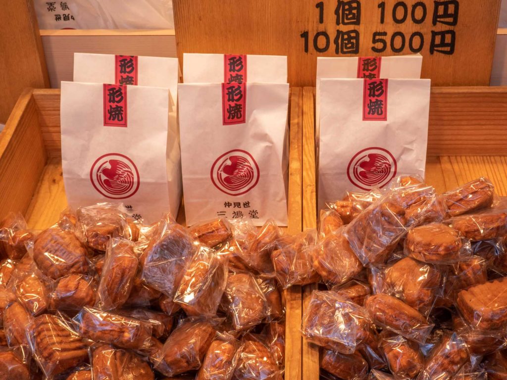 Tokyo Street Food - 17 affordable street snacks to try in Japan's megacity