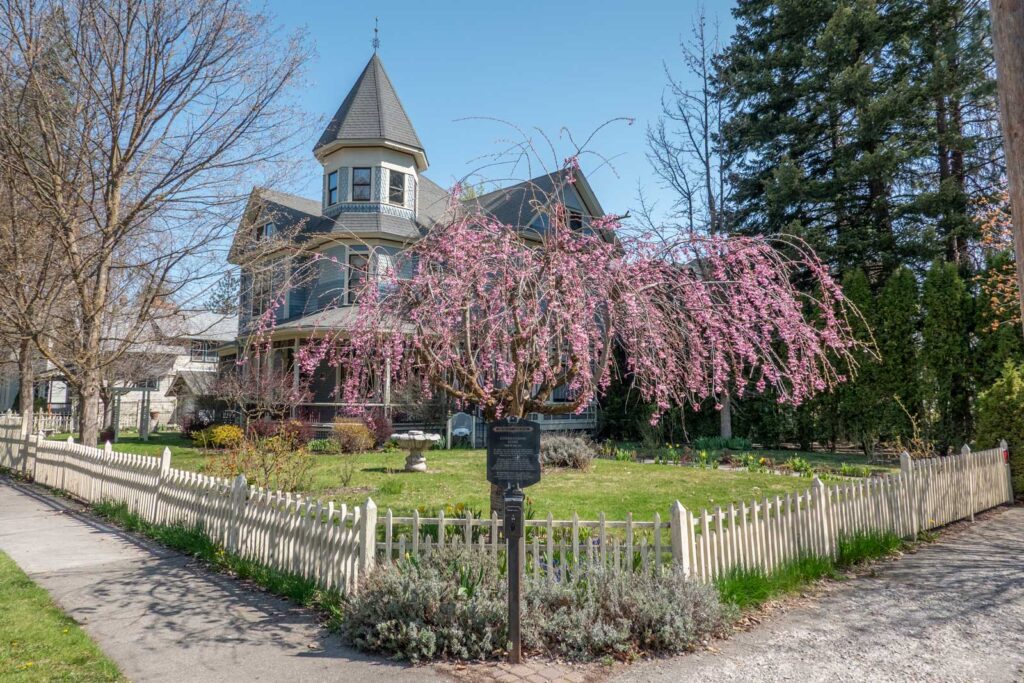 A weekend guide to Spokane Washington - I May Roam